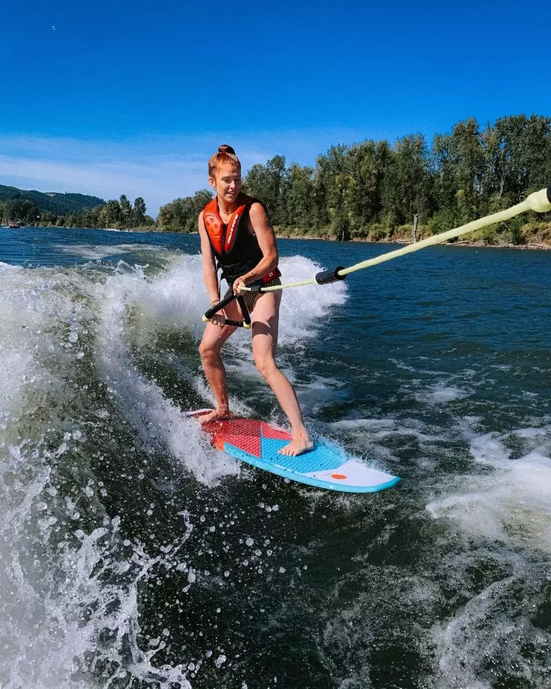 'LPBW' Alum Audrey Roloff yana son Tekun! Dubi Mafi kyawun Lokacin Swimsuit