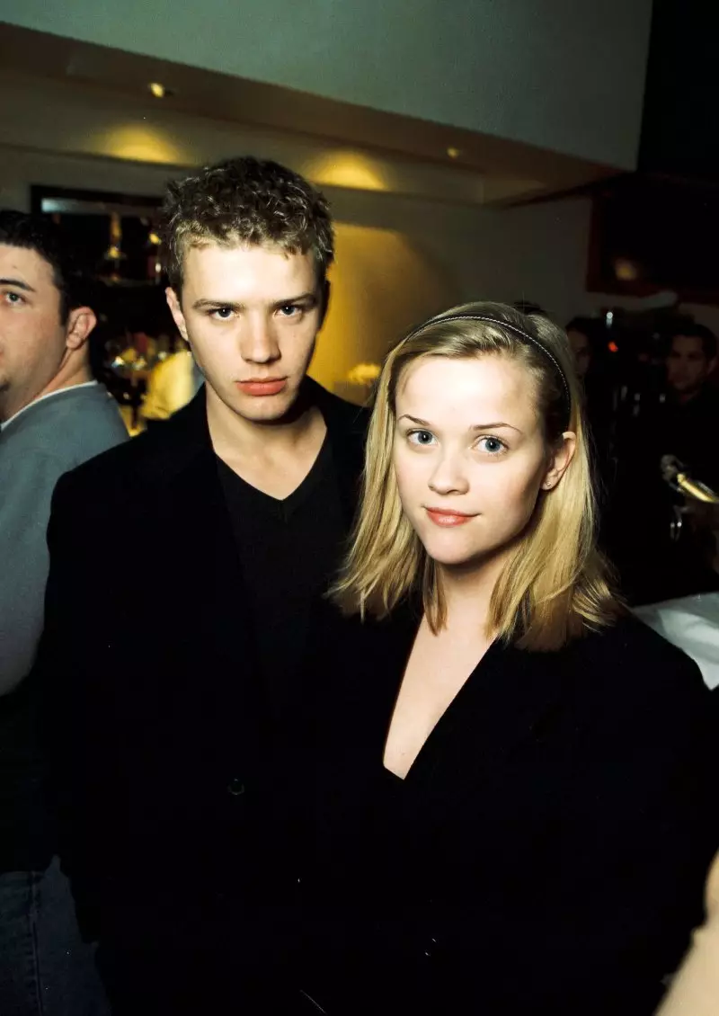 Ulugali'i Ta'uta'ua e aunoa ma se fa'atama'i a'o le'i fa'aipoipo Reese Witherspoon ma Ryan Phillippe