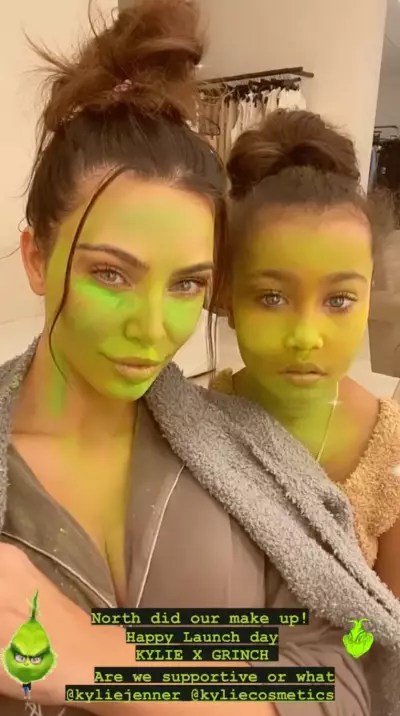 La hija de Kim Kardashian, North West, se maquilla al Grinch