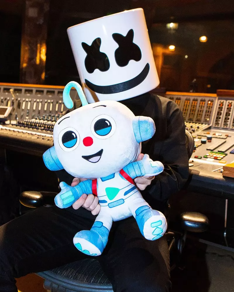 Marshmello fait la promotion de Dee en peluche