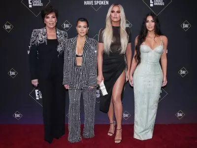 Kris Jenner Fa'aalu a itiiti mai '500K' i Meaalofa Kirisimasi mo Aiga