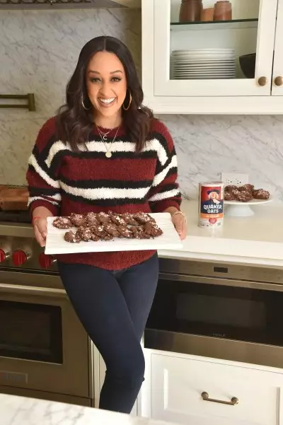 Tia Mowry