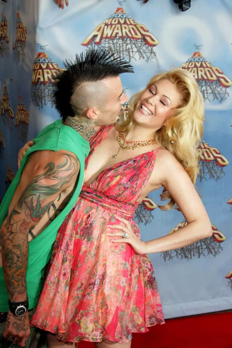 Travis Barker naShanna Moakler PDA Moments Photos