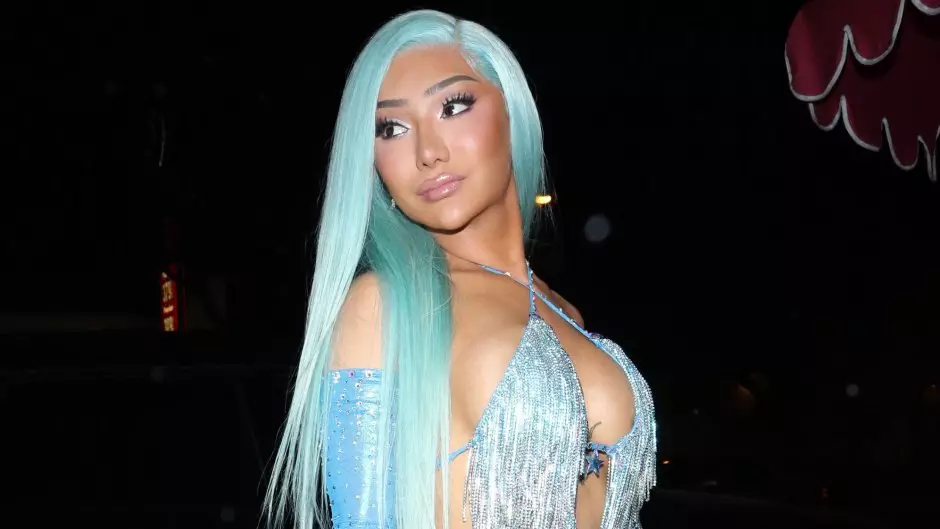 nikita-dragun-racy-eeg-labbiska-miami-tana-mongeau-jake-paul