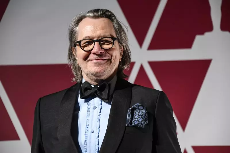 Gary Oldman hiru aldiz edo gehiago ezkondu diren ospetsuak