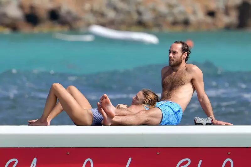 James Middleton Making Out With His Mystery Girlfriend