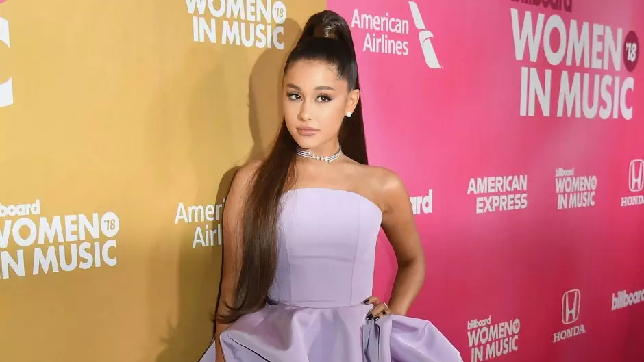 Ariana Grande anodhonza kunze kwekuita kwegiramu uye kusaenda kuratidzwa