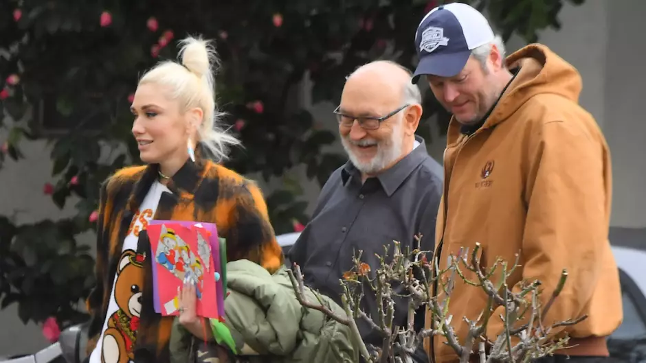 Gwen Stefani en Blake Shelton brengen tijd door met haar familie