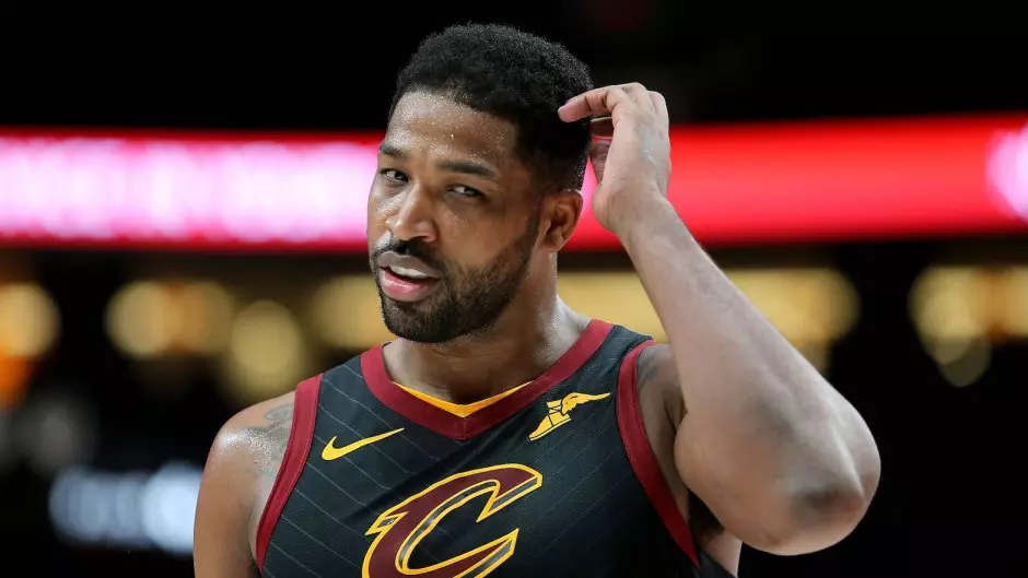 UTristan Thompson ukhubaza izimvo ze-instagram emva kokubuyela umva malunga nokuqhatha uKhloe Kardashian noJordyn Woods