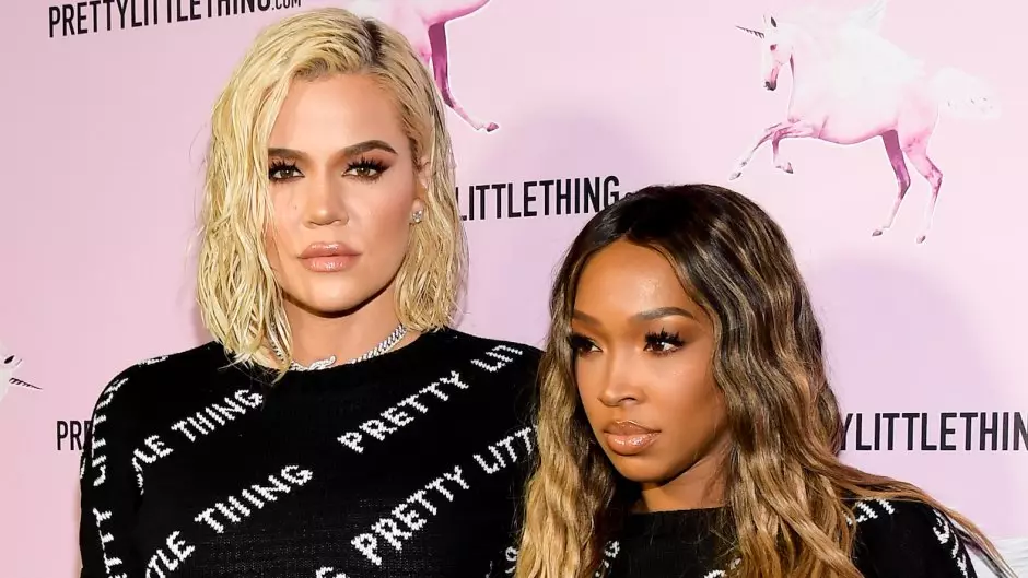 Khloe Kardashian Malika Haqq valkā pieskaņotus tērpus pirmajā publiskajā uzstāšanās reizē pēc tam, kad Tristans krāpa Khloe ar Džordinu Vudsu