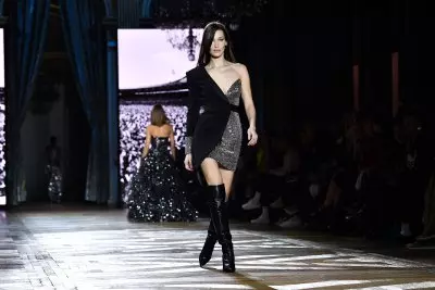 Bella Hadid Redemption : 런웨이 - 파리 패션 위크 여성 의류 가을/겨울 2019/2020