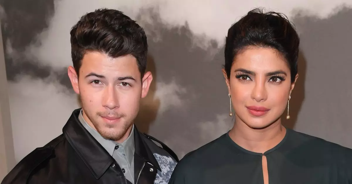 Nick Jonas pale sou Entènasyon NICU pou pitit fi Malti