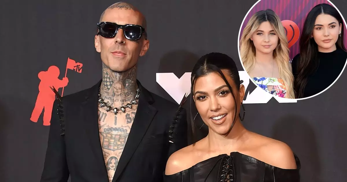 Di hundurê "Mood" ya Cejna Kourtney de bi Travis, Zarok: Wêneyên