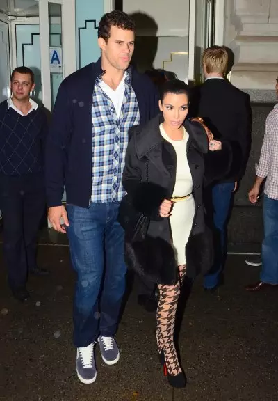 Kim Kardashian jeung Kris Humphries sighting on Oktober 19, 2011 di New York City.