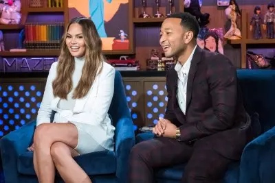 Chrissy Teigen જ્હોન લિજેન્ડ