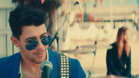 Nick Jonas Kul musikkvideo