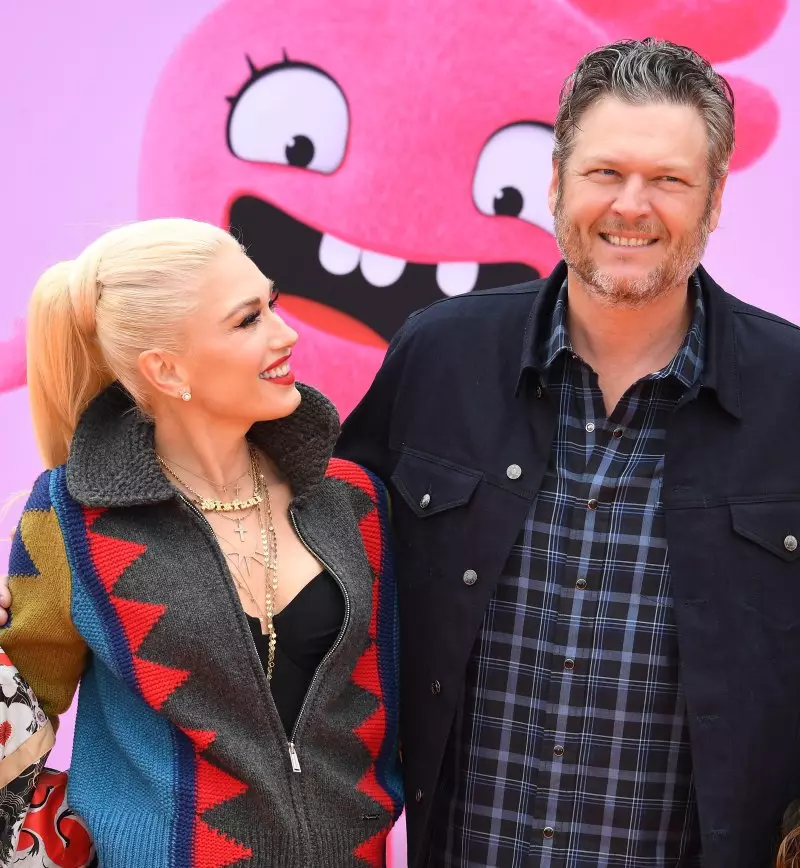 blake-shelton-gwen-stefani-urâte-păpuși