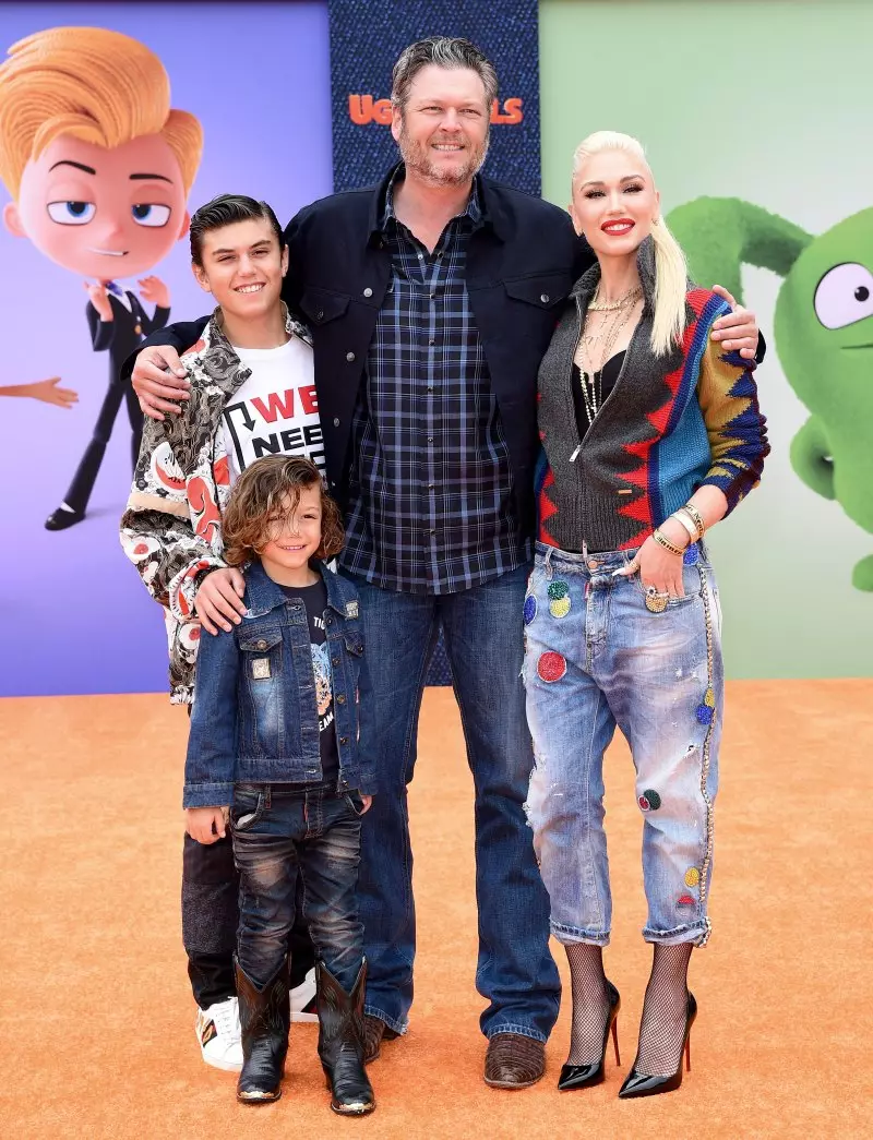 blake-shelton-gwen-stefani-elek-boneka