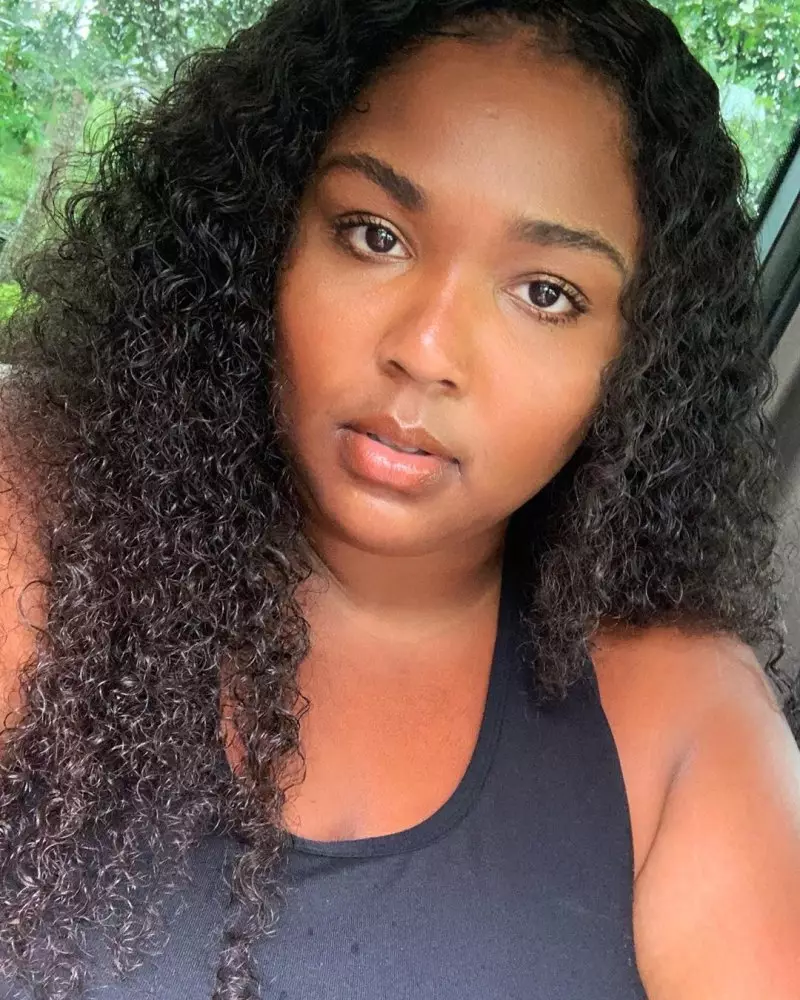 Lizzo Celebs Wearing Gjin Makeup