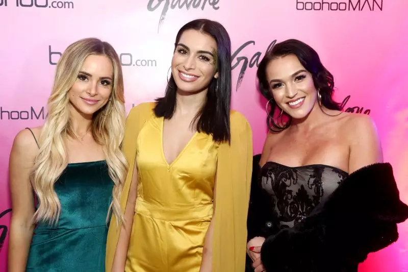 Amanda Stanton, Ashley Iaconetti ja Alexis Waters