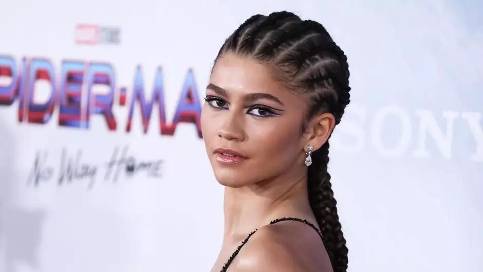 Zendaya's nettowaarde: hoe de actrice geld verdient, salaris