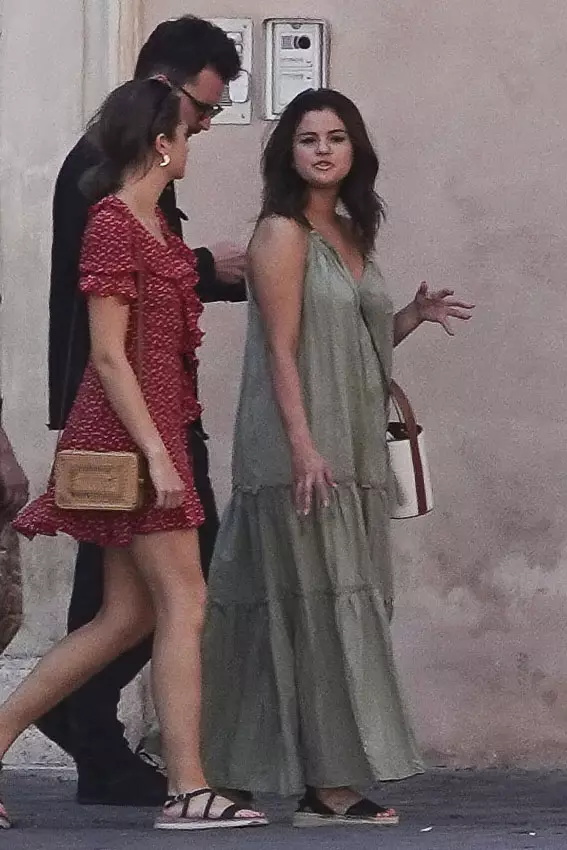 Selena Gomez Verda Maxi Dress No Bra en Romo Italio