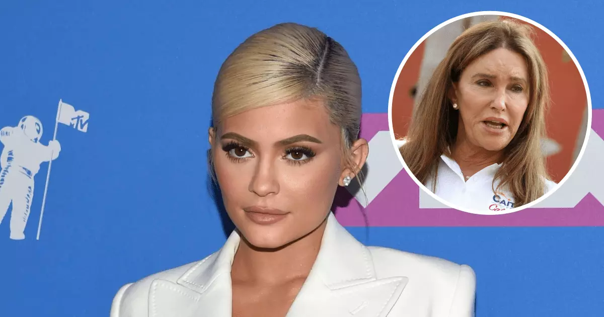 Caitlyn Jenner kwuru na Kylie 'dị mma' mgbe amuchara nwa nwoke