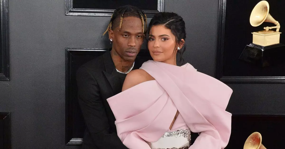 Çend Zarokên Kylie Jenner, Travis Scott hene?