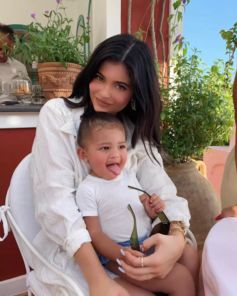 Kylie Jenner และ Stormi Webster