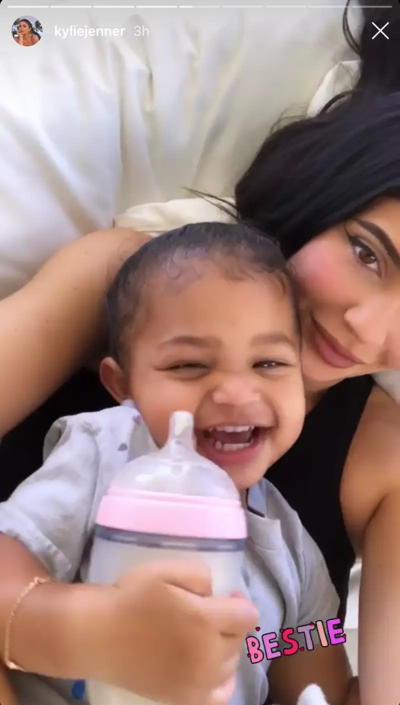 Kylie Jenner සහ Stormi Webster