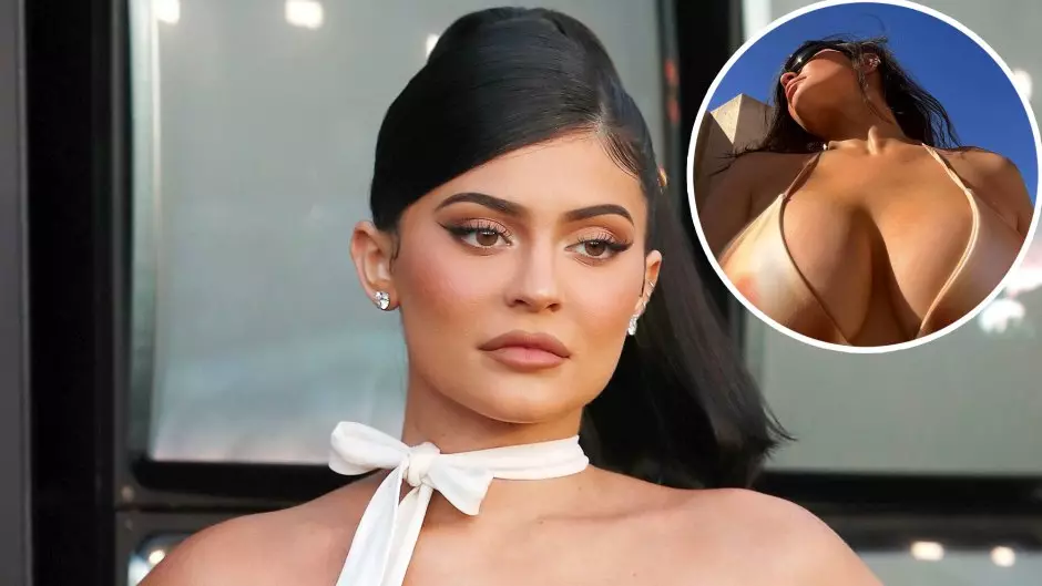 Kylie Jenner bærer Racy Nipple Bikini Top