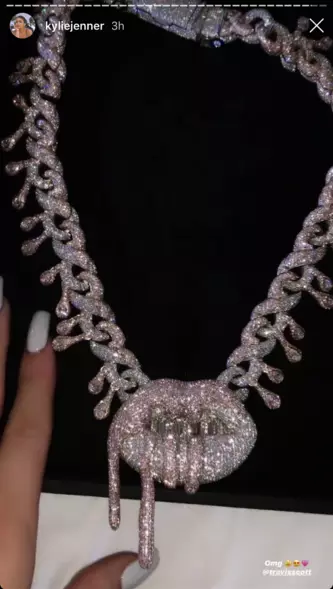 Kylie Kosmetiċi Djamanti Necklace