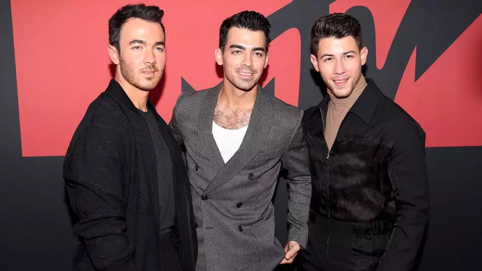 Jonas-Brothers-Arive-Wouj-Tapi-VMAs-2019