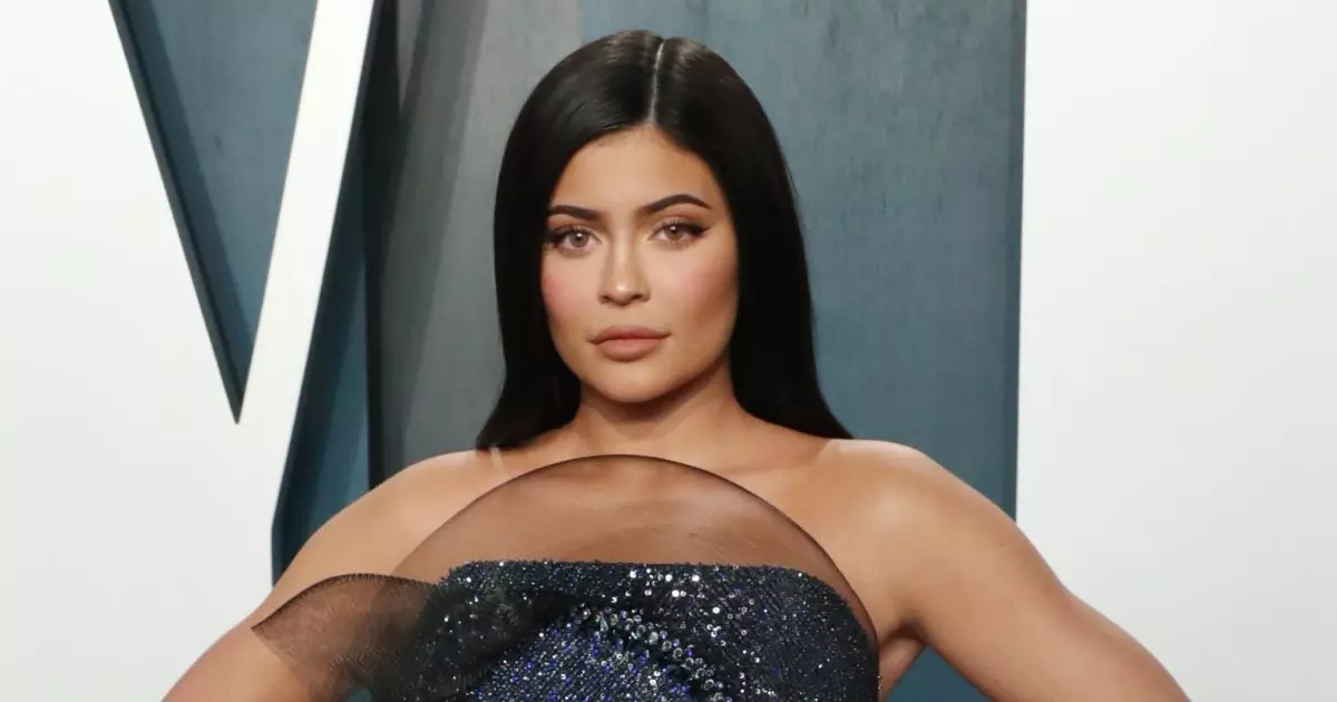 Fik Kylie Jenner sit andet barn? Sutteflaske og flere tip