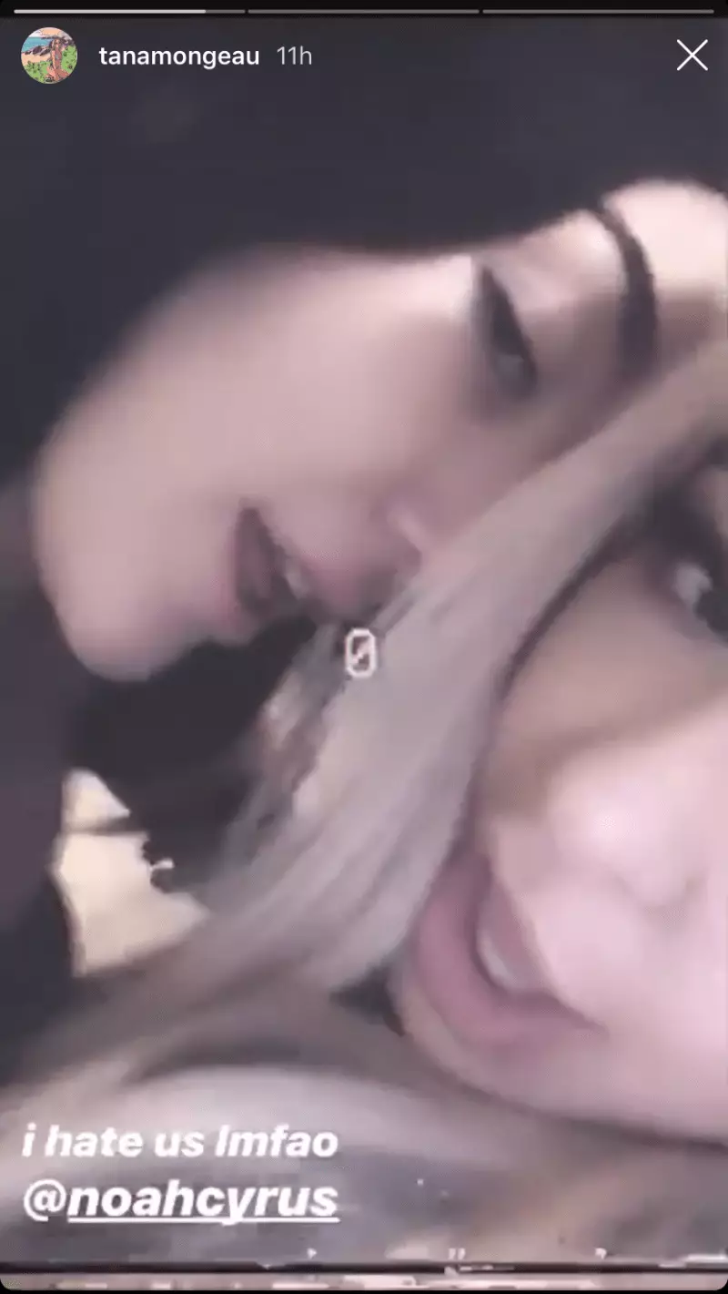 tana-mongeau-noah-cyrus