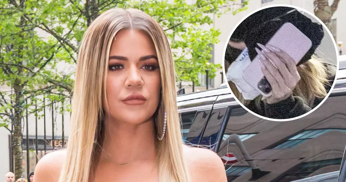 Khloe Kardashian het uitgeroep vir Photoshopping-vingers