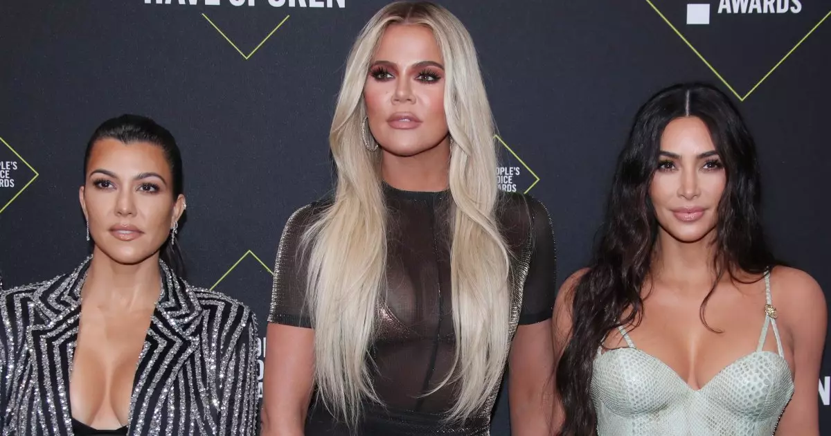 Kardashians-Jenners'in Mom-Shamers-də Clapbacks