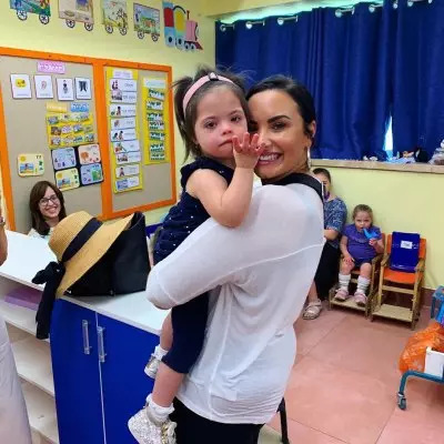 Demi Lovato Israel Kinderzentrum