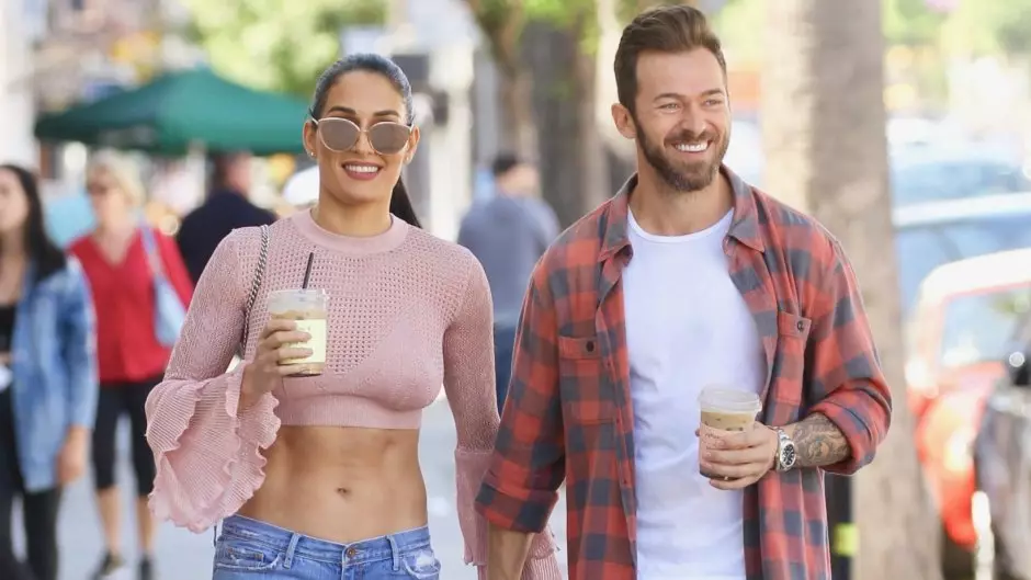 Nikki Bella jeung kabogoh Artem Chigvintsev