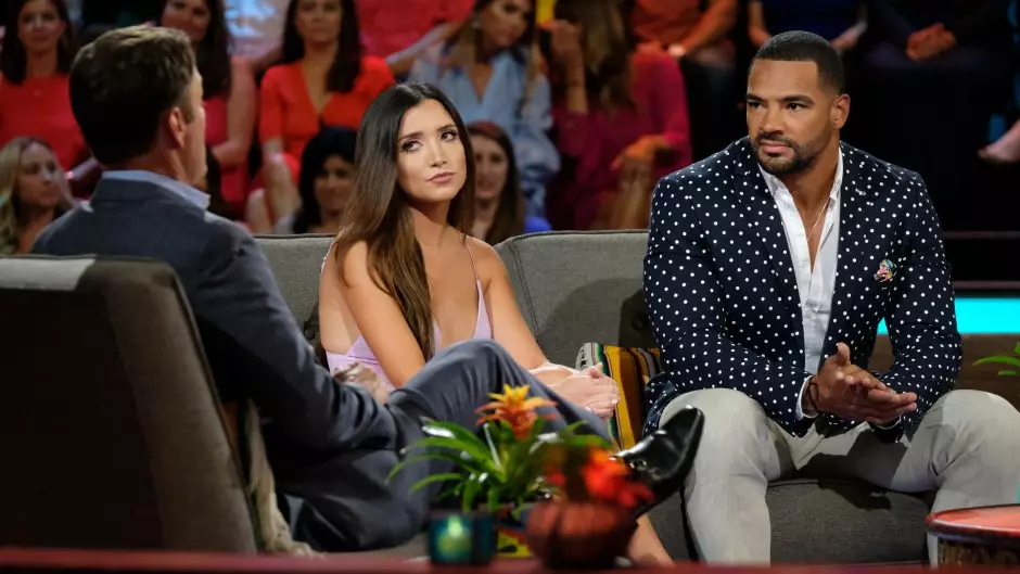 Clay Harbor onthul toe hy vertroue verloor het in sy verhouding met Nicole Lopez Alvar op Bachelor in Paradise