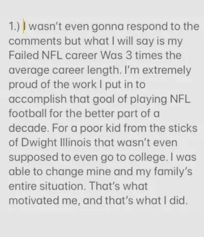 Clay Harbor dia namaly an'i Nicole Lopez Alvar nanala baraka azy noho ny mari-pahaizana bakalorea amin'ny fifandraisany amin'ny paradisa nanimba ny asany NFL tsy nahomby