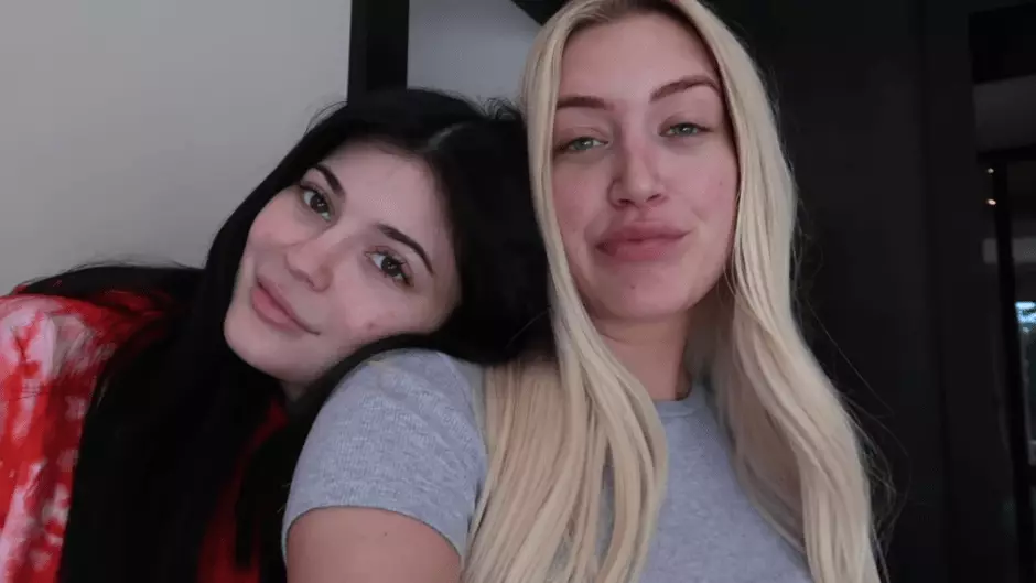 Kylie Jenner und Stassie Karanikolaou nach der Lasik-Augenoperation