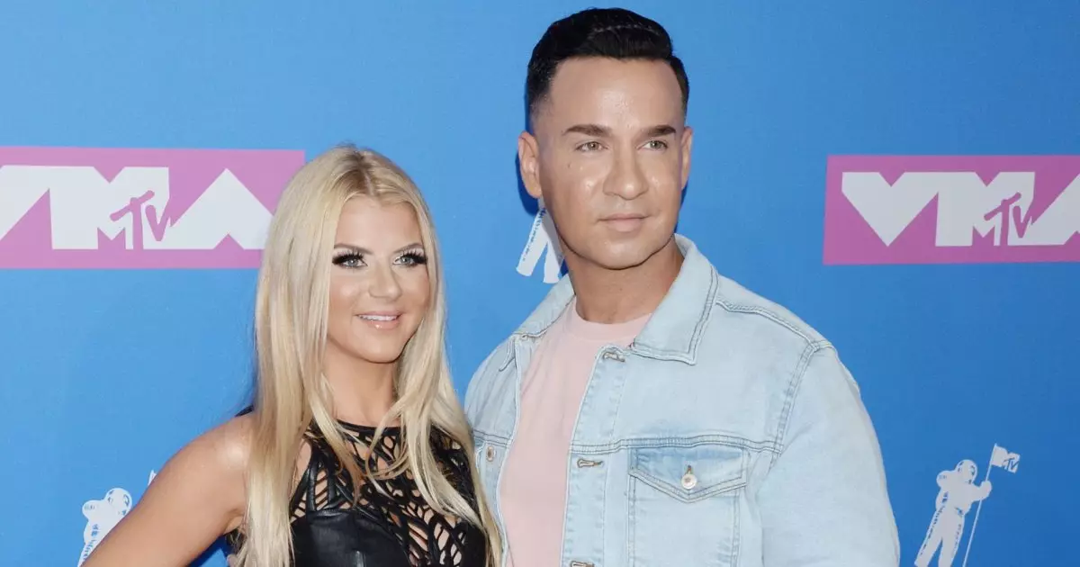 Mike 'The Situation' Sorrentino's Workout Routine Ndi Mkazi Lauren