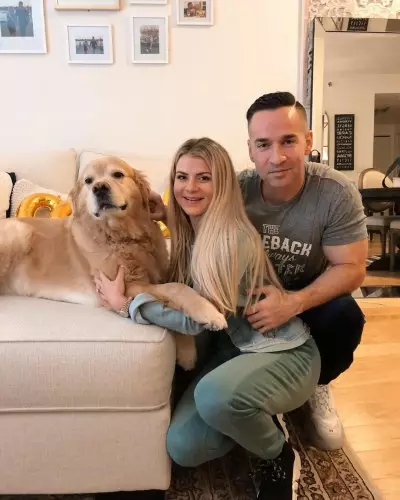 Mike Sorrentino con Lauren Sorrentino e o seu can