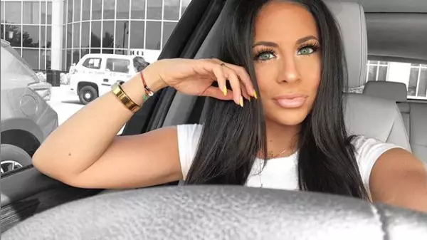 'Double Shot At Love': B-lashes på første indtryk med DJ Pauly D