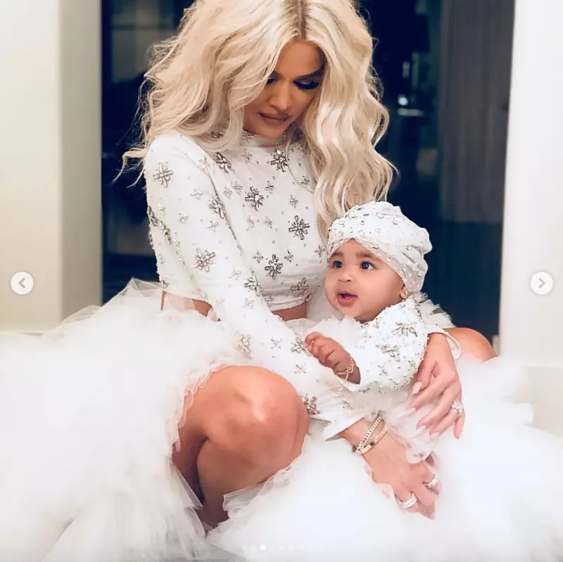 Khloe Kardashian e a bebé True Thompson