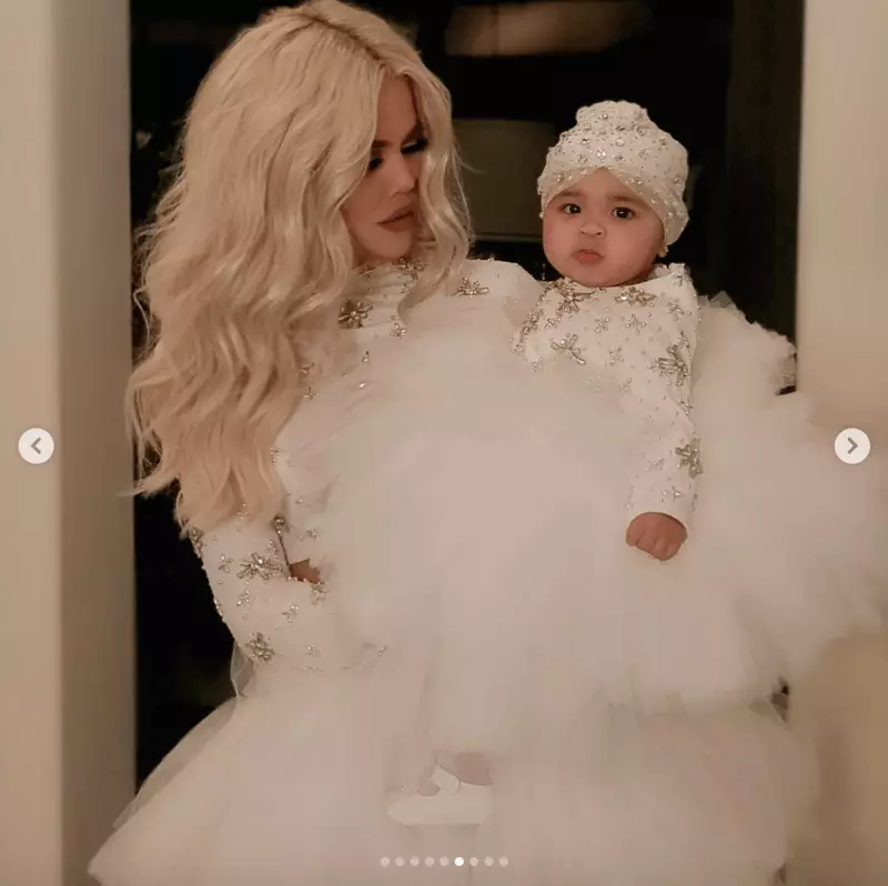 Khloe Kardashian e a bebé True Thompson