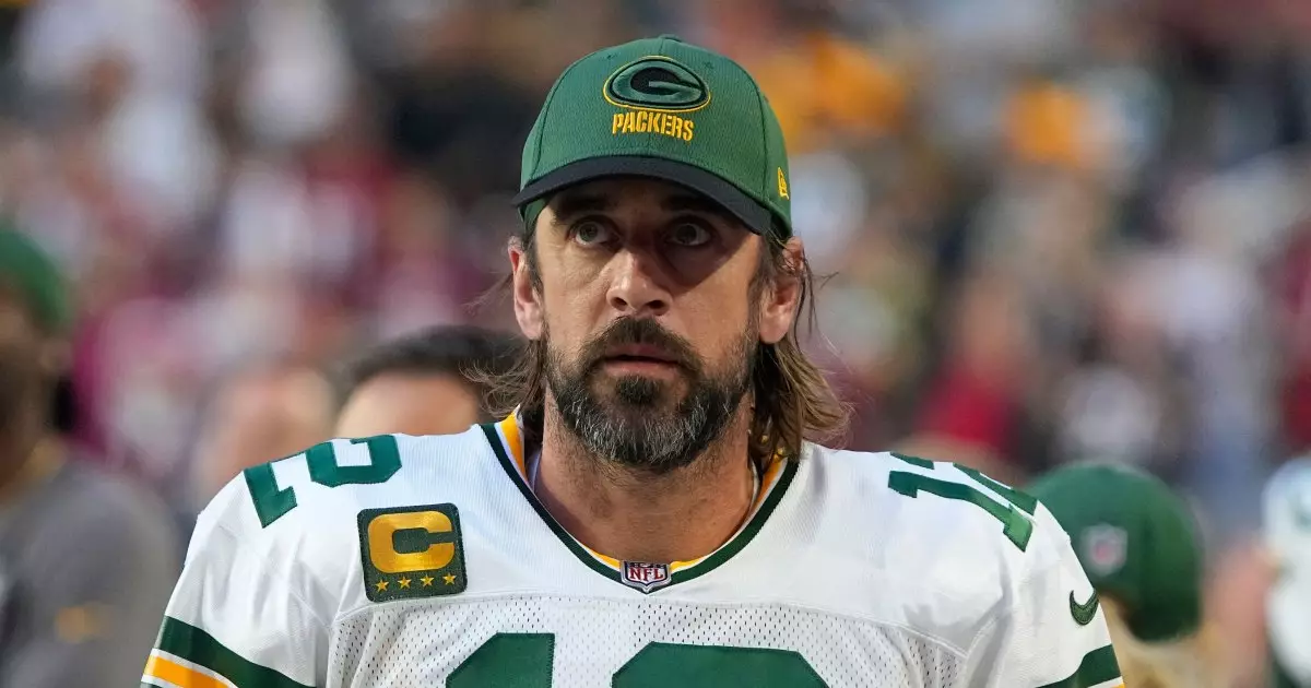 ເປັນຫຍັງ Aaron Rodgers ບໍ່ຫຼິ້ນ? ວັກຊີນ, ການສູນເສຍສະປອນເຊີ Drama