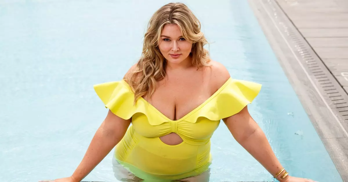 Hunter McGrady Bikini Pictures: Model Slays in New Photo Shoot