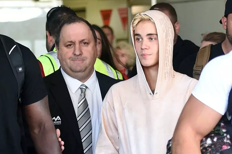 Justin Bieber in hoodie